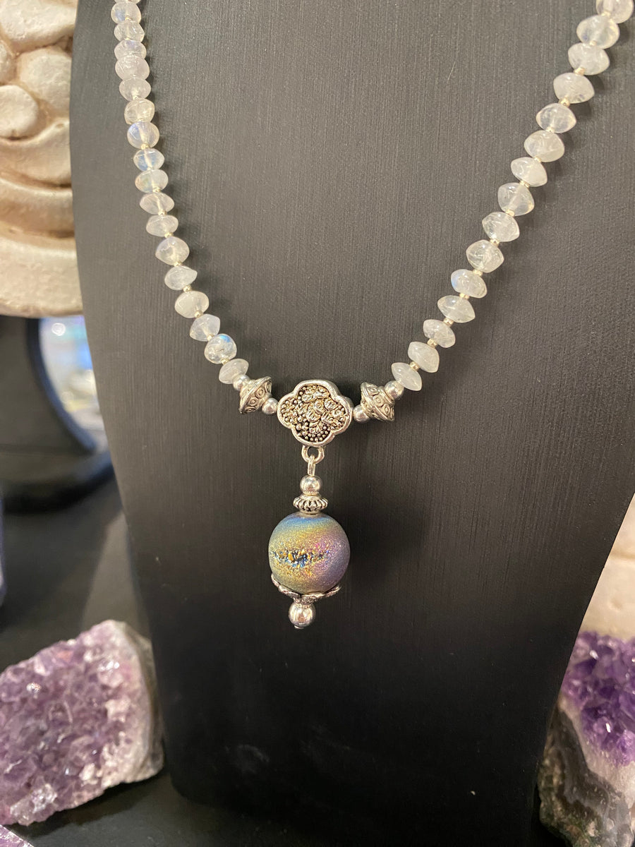 Moonstone & Rainbow Geode necklace – Soto Collective