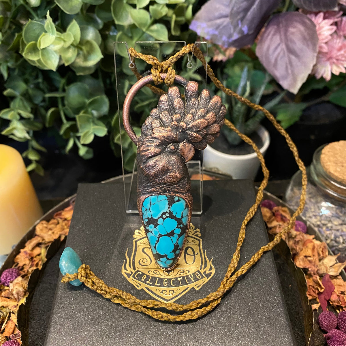 Black Cockatoo Totem pendant with Spidervein Turquoise – Soto Collective